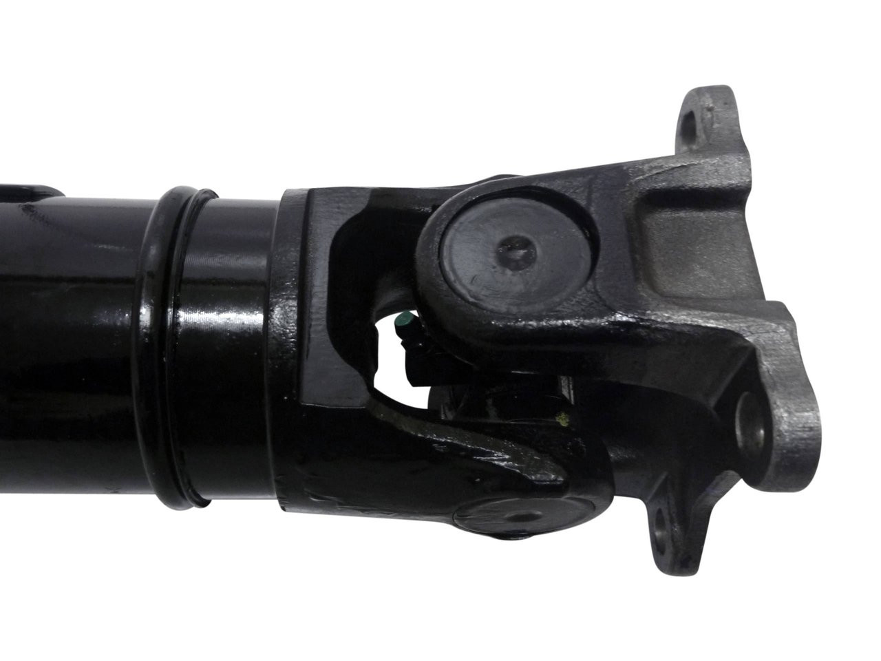 Front Tail Shaft Prop Shaft suitable for Hilux 4WD KUN26 GGN25