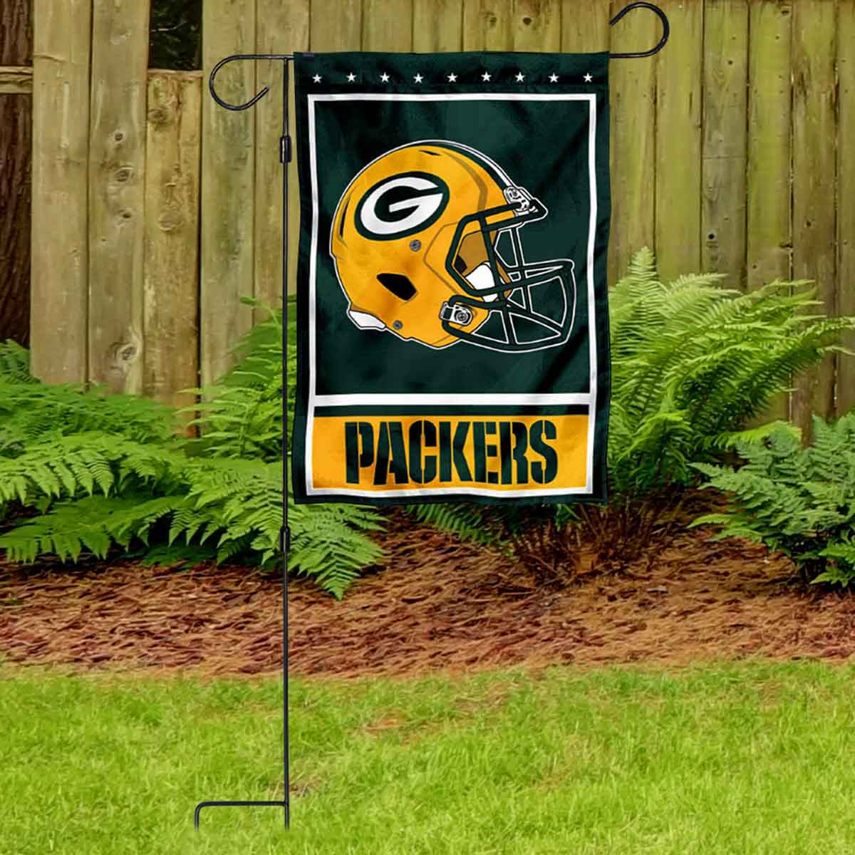 Green Bay Packers Helmet Garden Flag and Stand Pole Mount - State ...