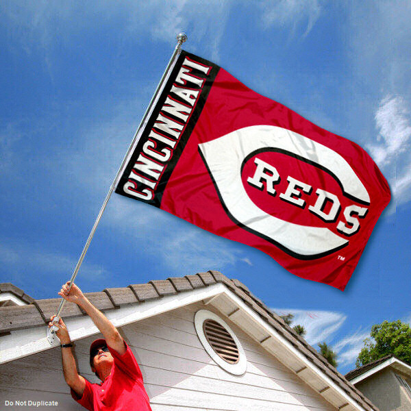 Reds Outdoor Flag - State Street Products