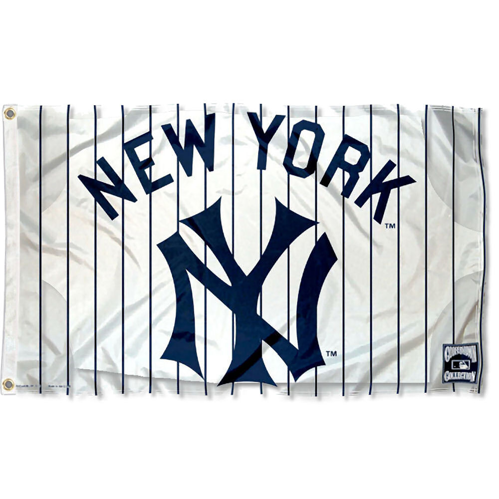 New York Yankees Vintage Flag - State Street Products