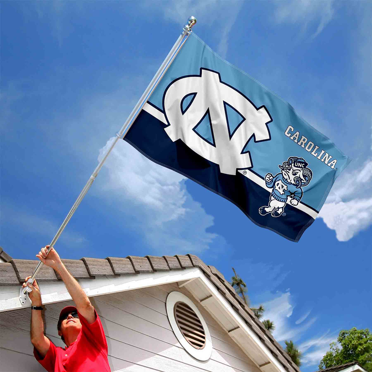UNC Tar Heels Logo Flag - State Street Products