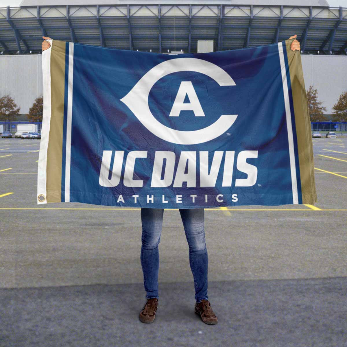 UC Davis Aggies Logo Flag - State Street Products
