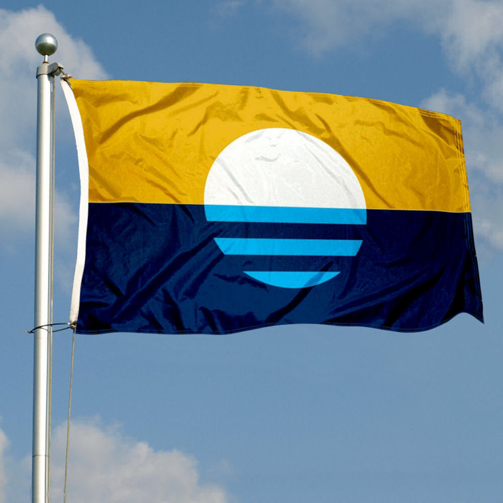 City of Peoples Flag of Milwaukee Flag - State Street Products