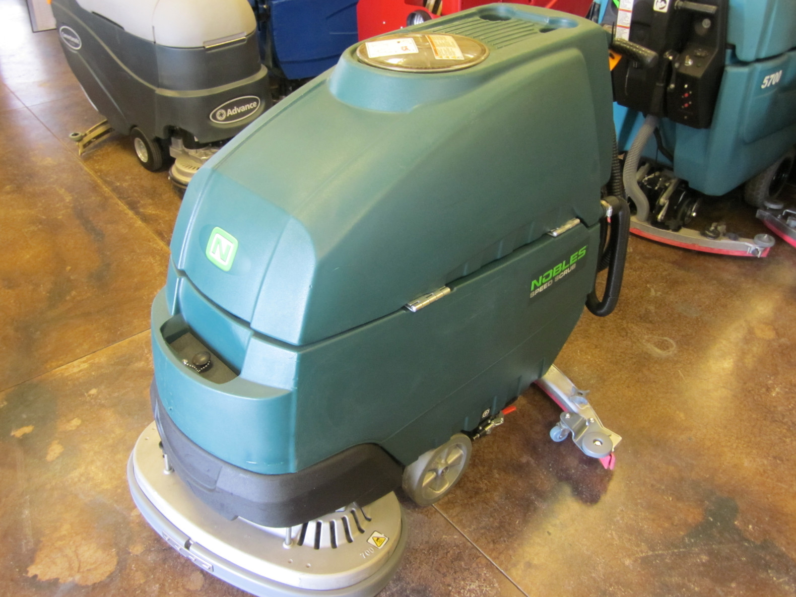Nobles SS-5 32" AND Pioneer Eclipse 420BU Buffer machine package ...