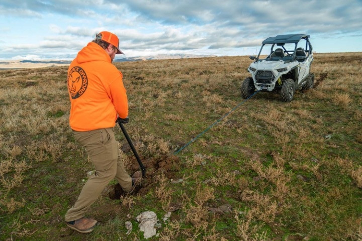 Arctic Cat Prowler / Wildcat Offroad Recovery Shovel by Razorback ...