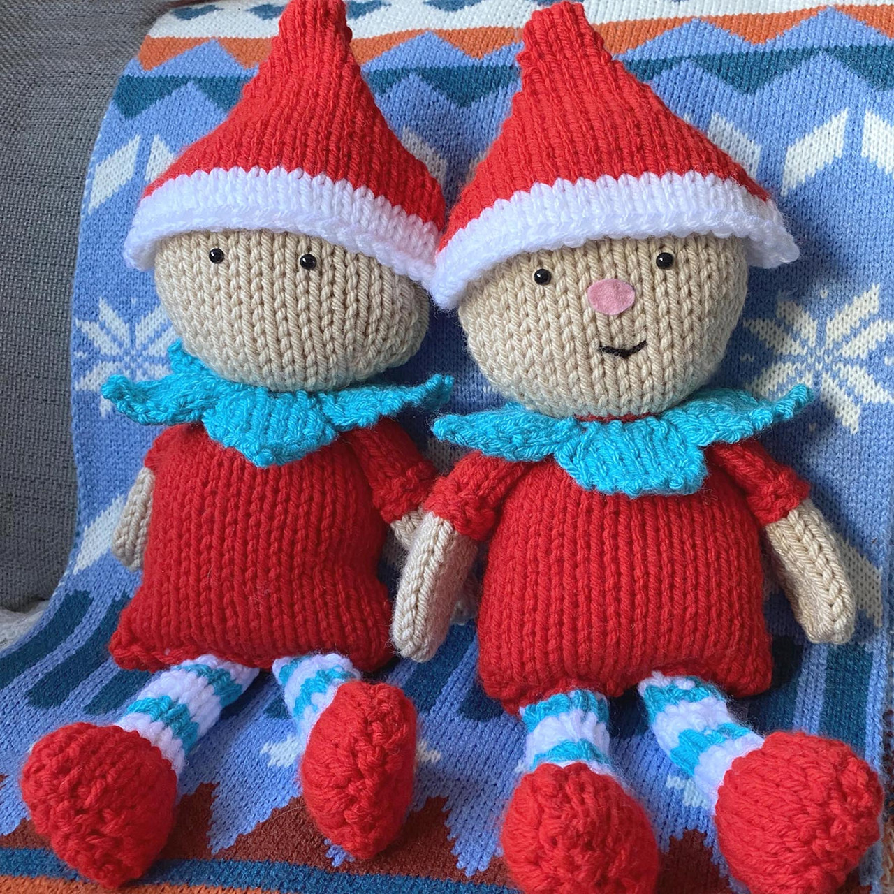 Christmas Elf Knitting Pattern - Gift Horse Kits