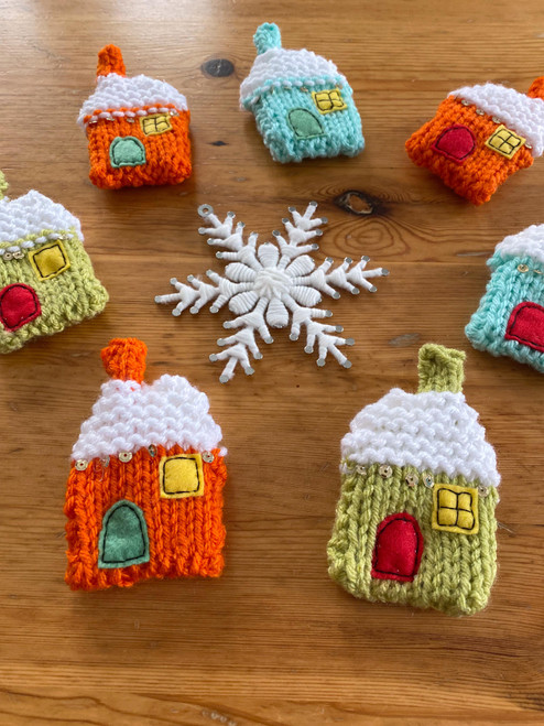 Knitted House Pattern Knit Miniature House Toy Free Knitting Patterns