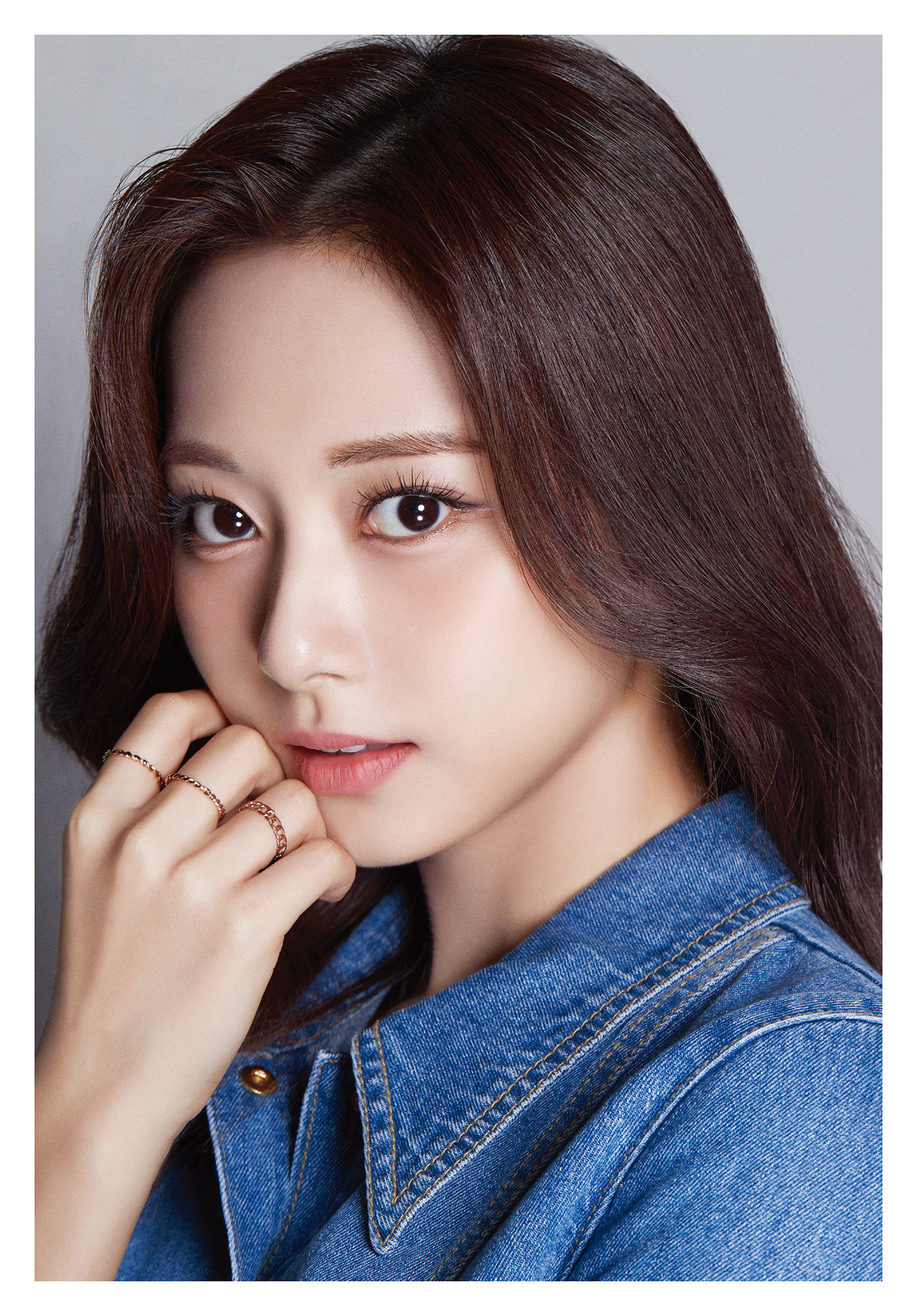 Tzuyu (TWICE) - 1ST PHOTOBOOK [Yes, I am Tzuyu] (A:Peach Ver.) - interAsia