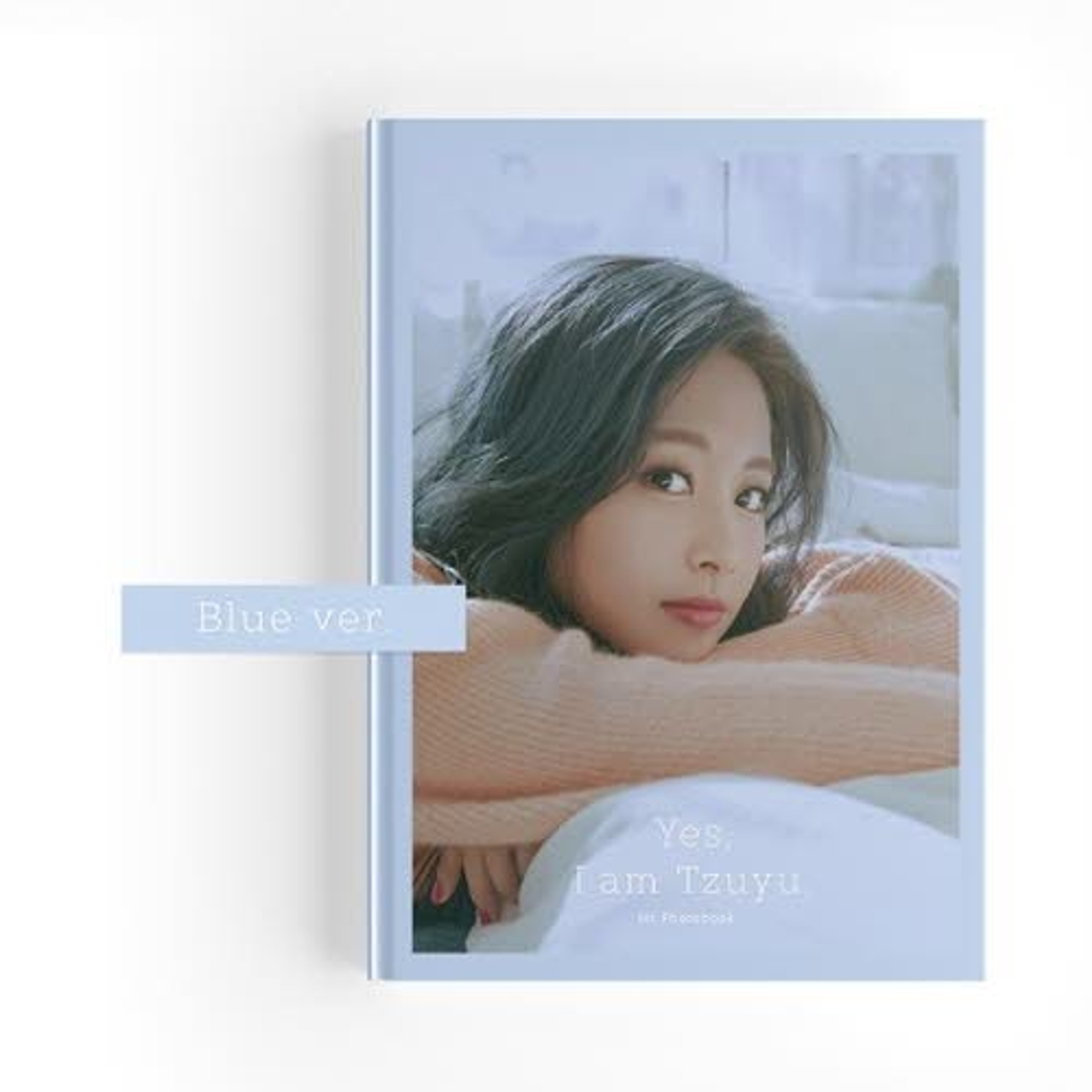 Tzuyu (TWICE) - 1ST PHOTOBOOK [Yes, I am Tzuyu] (A:Peach Ver.) - interAsia