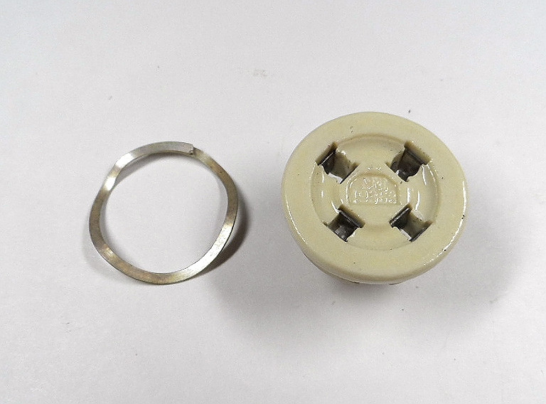 Amphenol Ceramic Tube Socket for 811A & 572B Amplifier Tubes New in Box