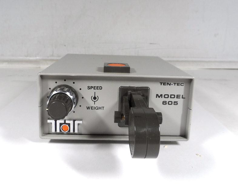 On Hold for Justin K. Ten-Tec Model 605 Single Paddle Electronic Keyer
