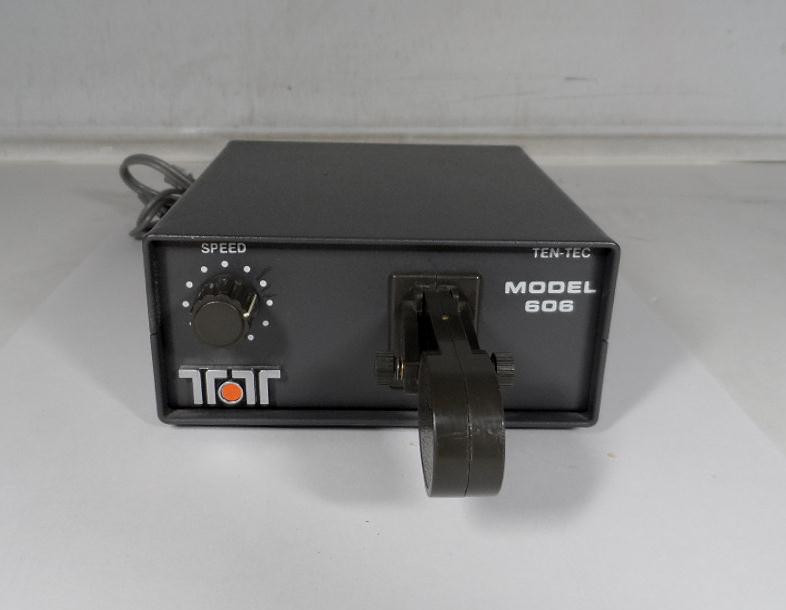 Ten-Tec Model 606 Single Lever Paddle Keyer, with Curtis Chip