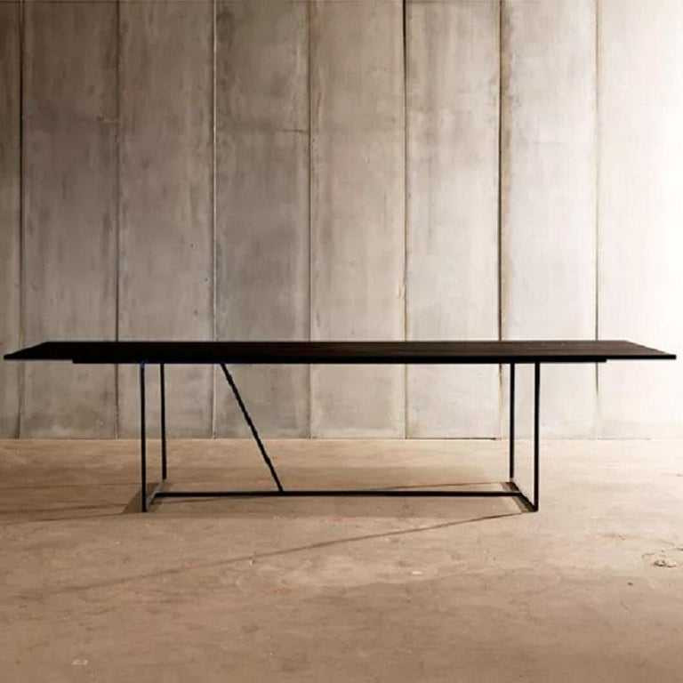 Nero XL Dining Table: Sleek & Stylish Palisander Finish