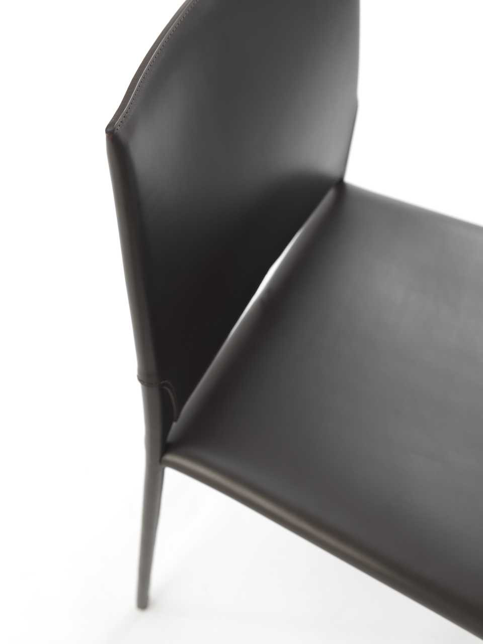 Kau Chair - Dining Chair with Metal Frame | Mondo Collection