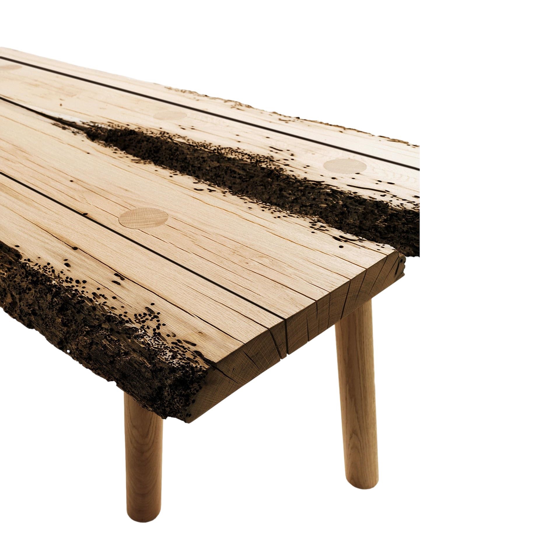 Briccolo Venezia Table: Unique Design from Italy