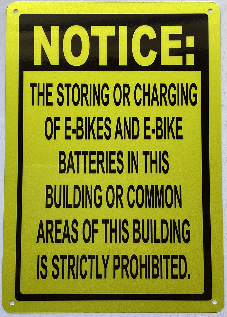 NO E- BIKE SIGN IN BUILDING