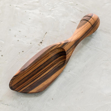 Artisan Crafted Wooden Scoop 'Made from Scratch' - Smithsonian Folklife ...
