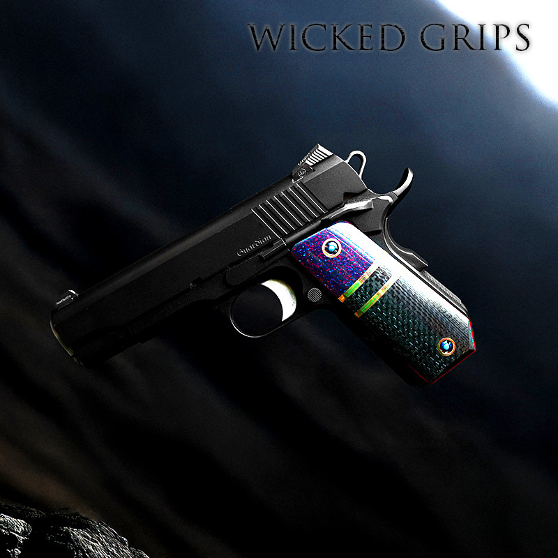 CUSTOM 1911 BOBTAIL GRIPS BLACK OPAL IN CARBON FIBER