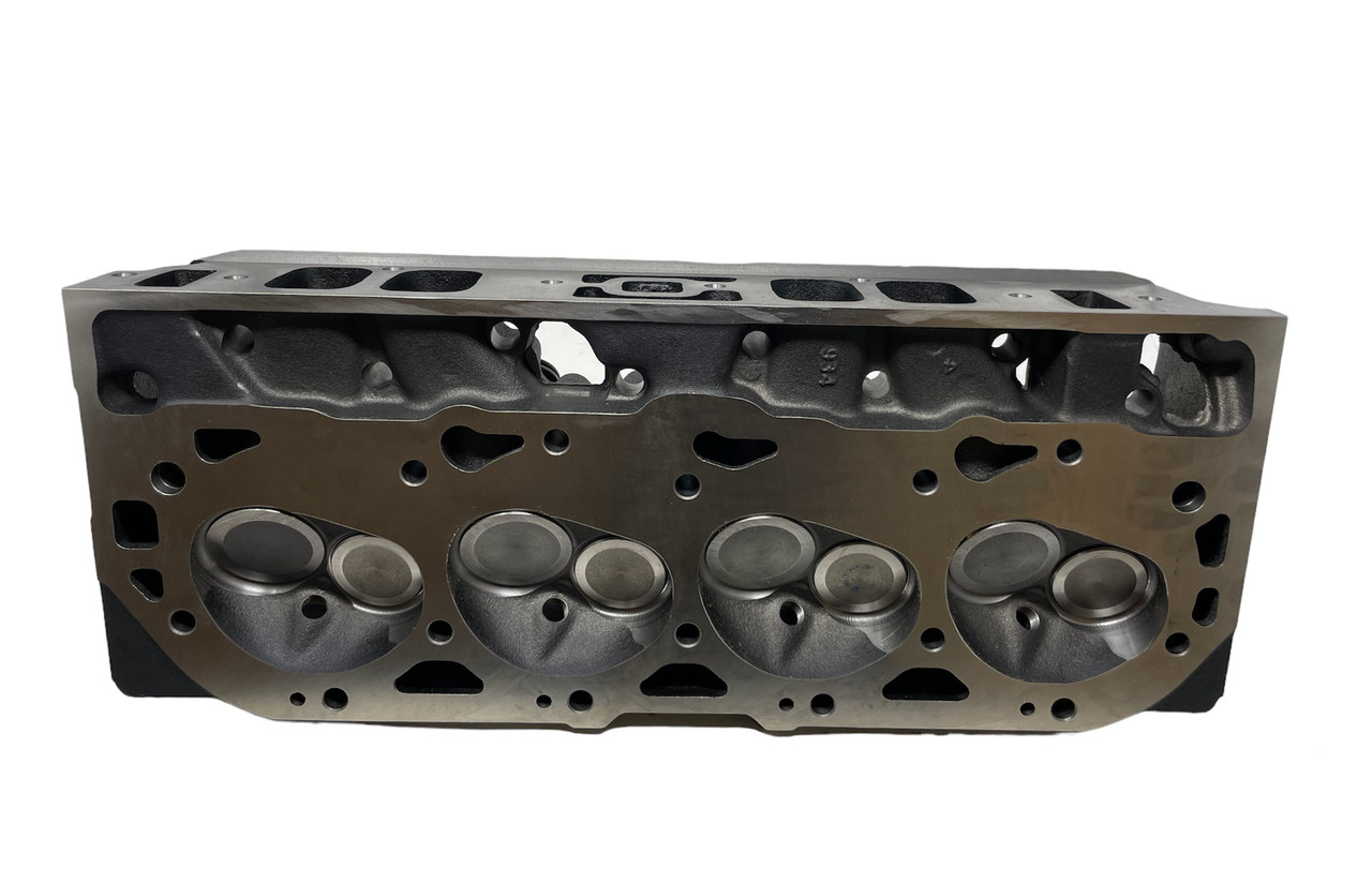 8.2L, 7.4L HO GM Vortec Marine Engine Cylinder Head. Rectangle Port ...