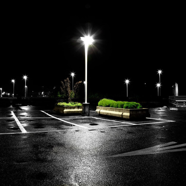 6 Things To Consider When Choosing Parking Lot Lights - Induction ...