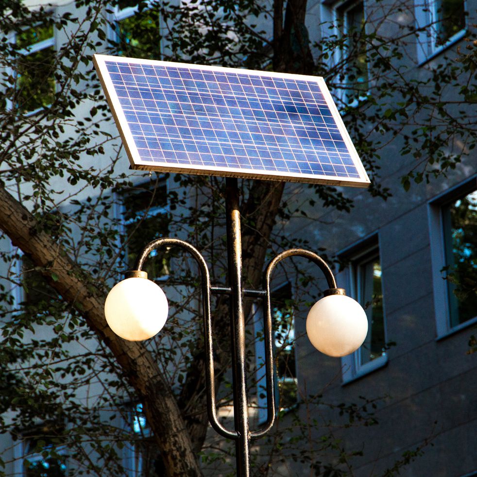 Why Solar Street Lamps Are Worth the Money - Induction Lighting ...
