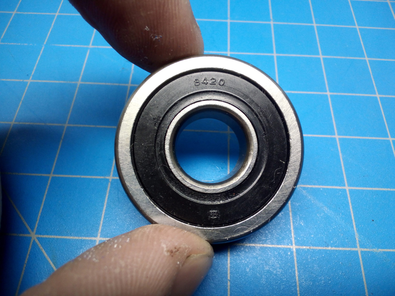 SKF Bearing RLS4-2RS1