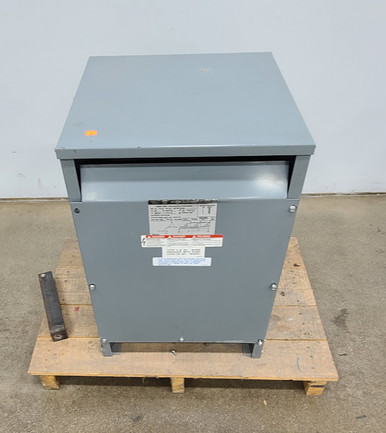 Square D 25kVA 240/480V 105/52A X 120/240V 208/104A Transformer 25S3H