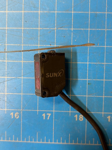 Sunx Retro Reflective Beam Switch Sensor 7073AR4X4NLX