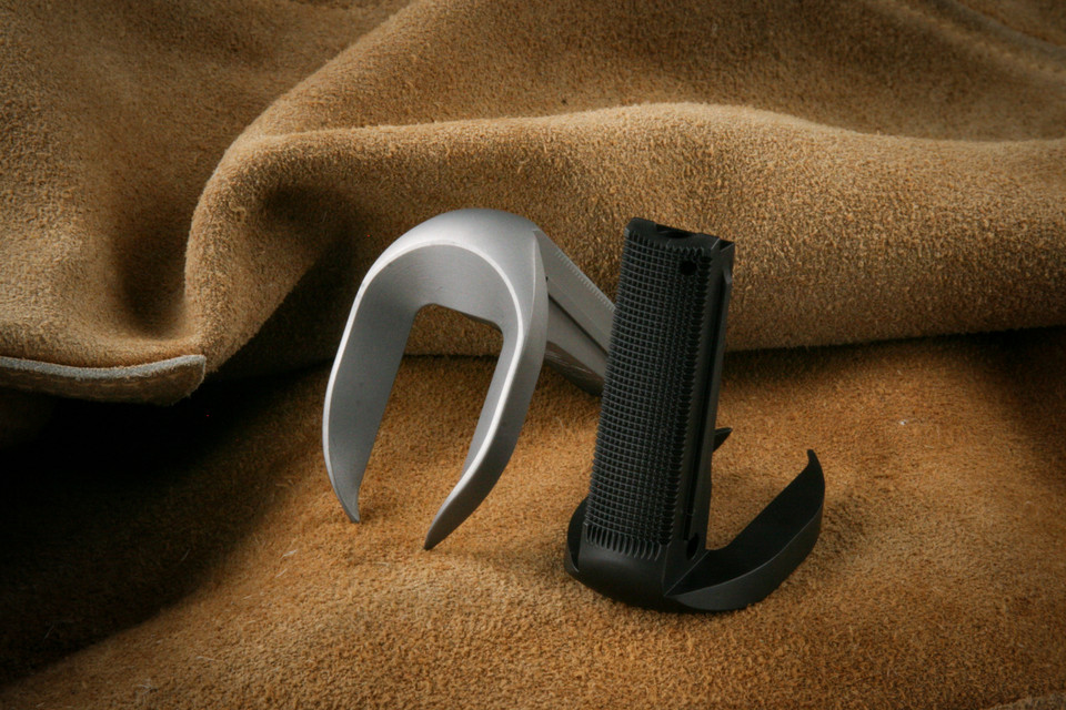 Stan Chen Custom 1911 Shooter Installed Magwell