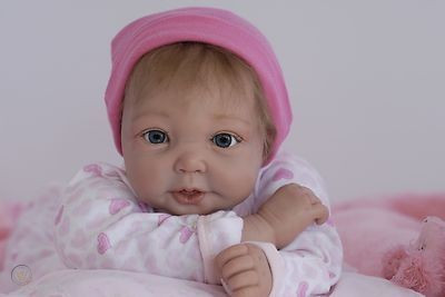 Chrissy reborn vinyl doll kit by Elly Knoops