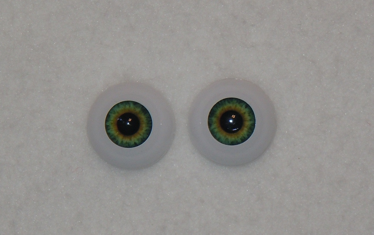 Acrylic Real Eyes in Sunrise Green