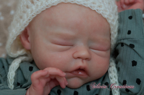 Frida Reborn Vinyl Doll Kit by Lorraine Yophi