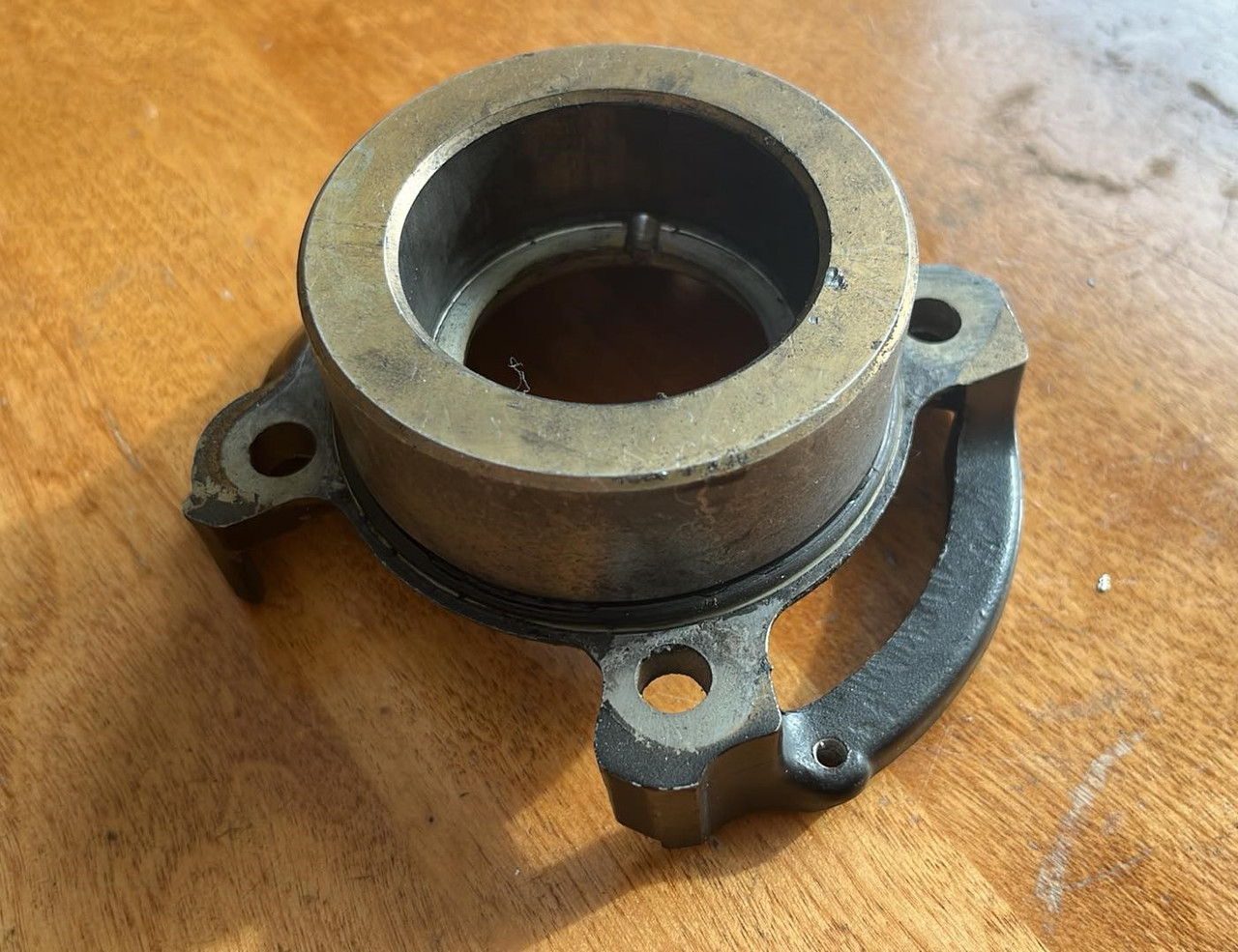 USED 1159-9608-C Mercury Upper End Cap Assembly - Primeau's Marine and ...