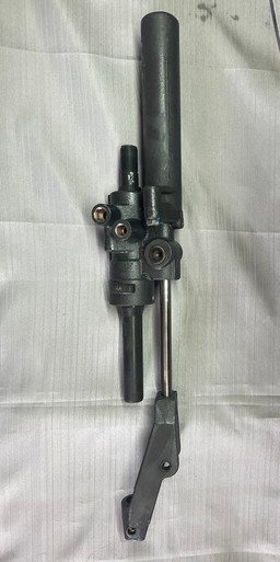 USED 806034A1 Mercury Mercruiser Actuator Assembly Power Steering Arm