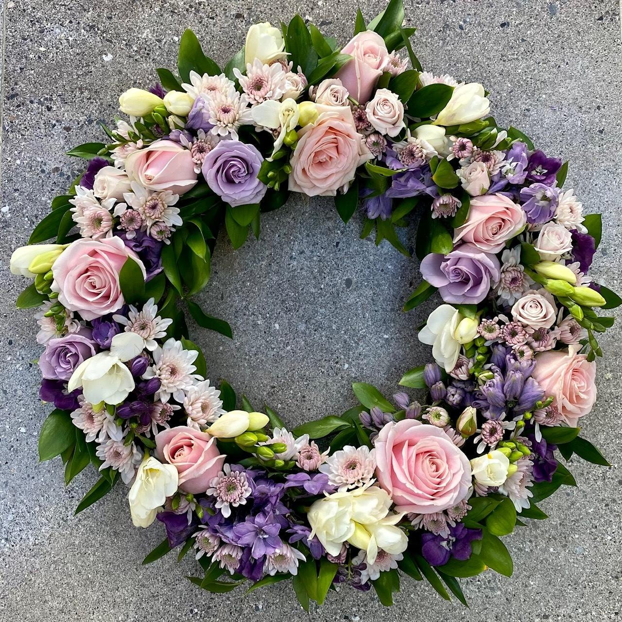 Flowers - Funeral sprays and wreaths - Hutt City Florist