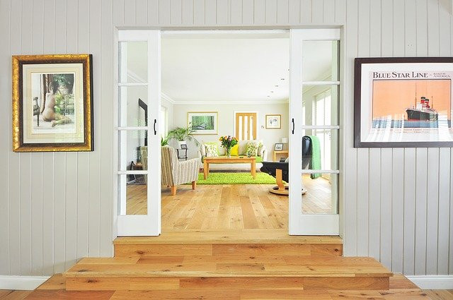 5 Signs Your Home Is Too Dry - SafetyCompany.com