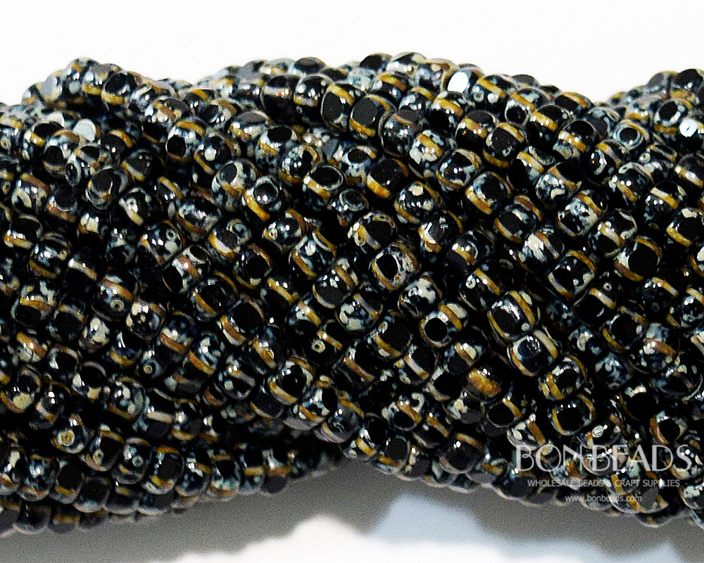 Seed Beads - 3 Cuts / Tri-Cut - Bon Beads