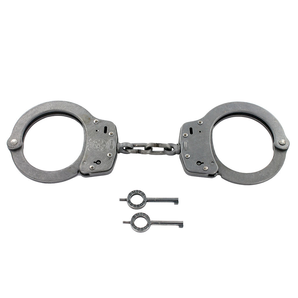 Smith & Wesson Chain Handcuffs