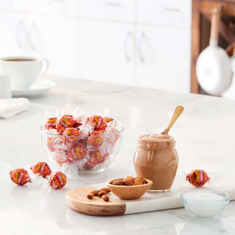Lindt Lindor Truffles - Almond Butter Milk Chocolate - Bulk Display Tub ...