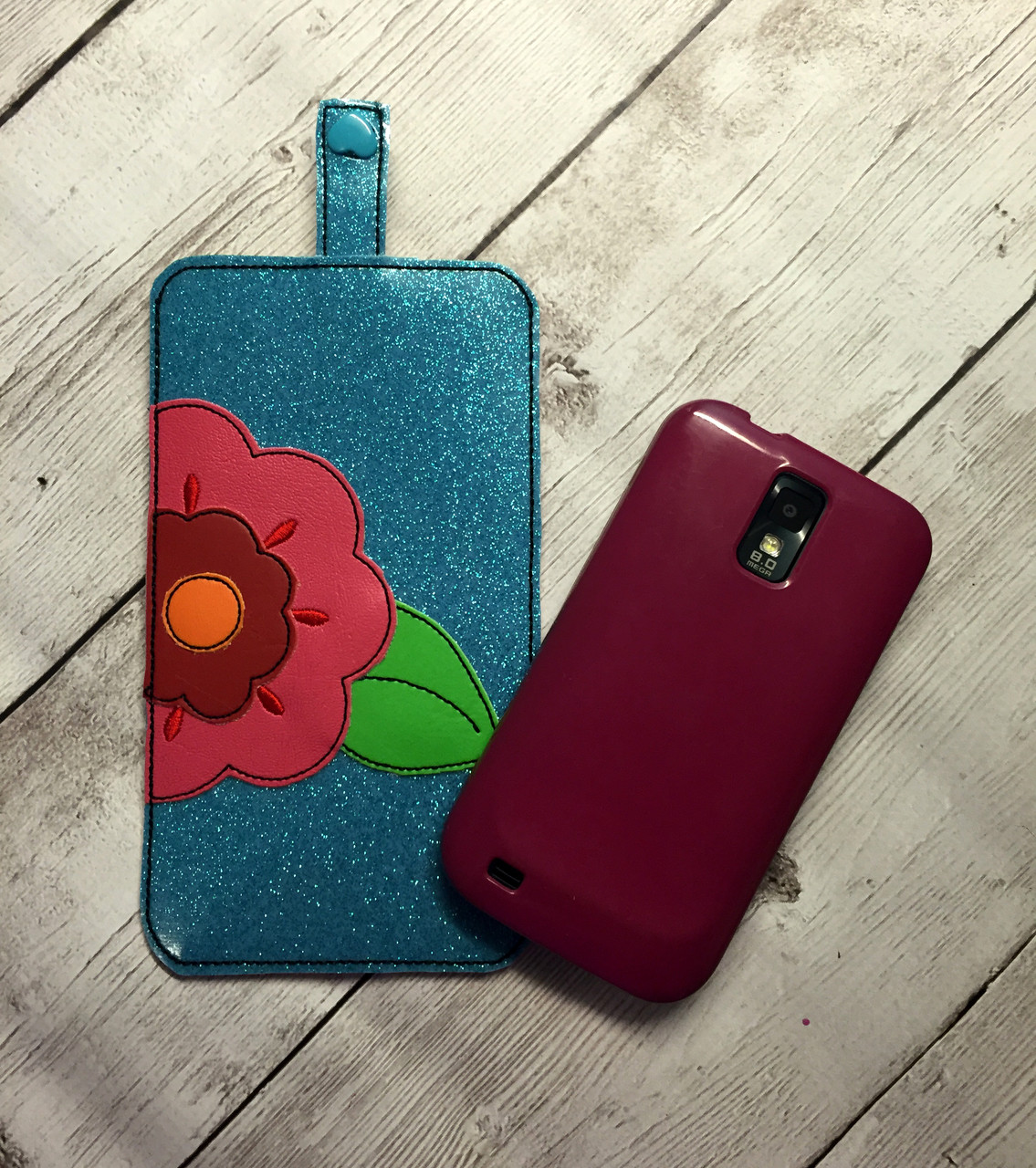 In The Hoop Floral Cell Phone/Ipod Case Embroidery Machine Design ...