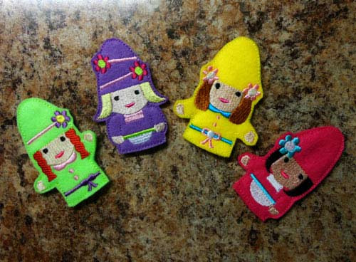 In the Hoop Family Finger Puppet Embroidery Machine Design Set ...