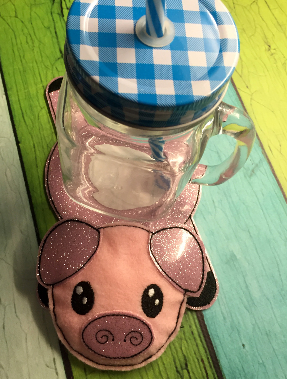 In The Hoop Piggy Flat Coaster Embroidery Machine Design - Newfound ...