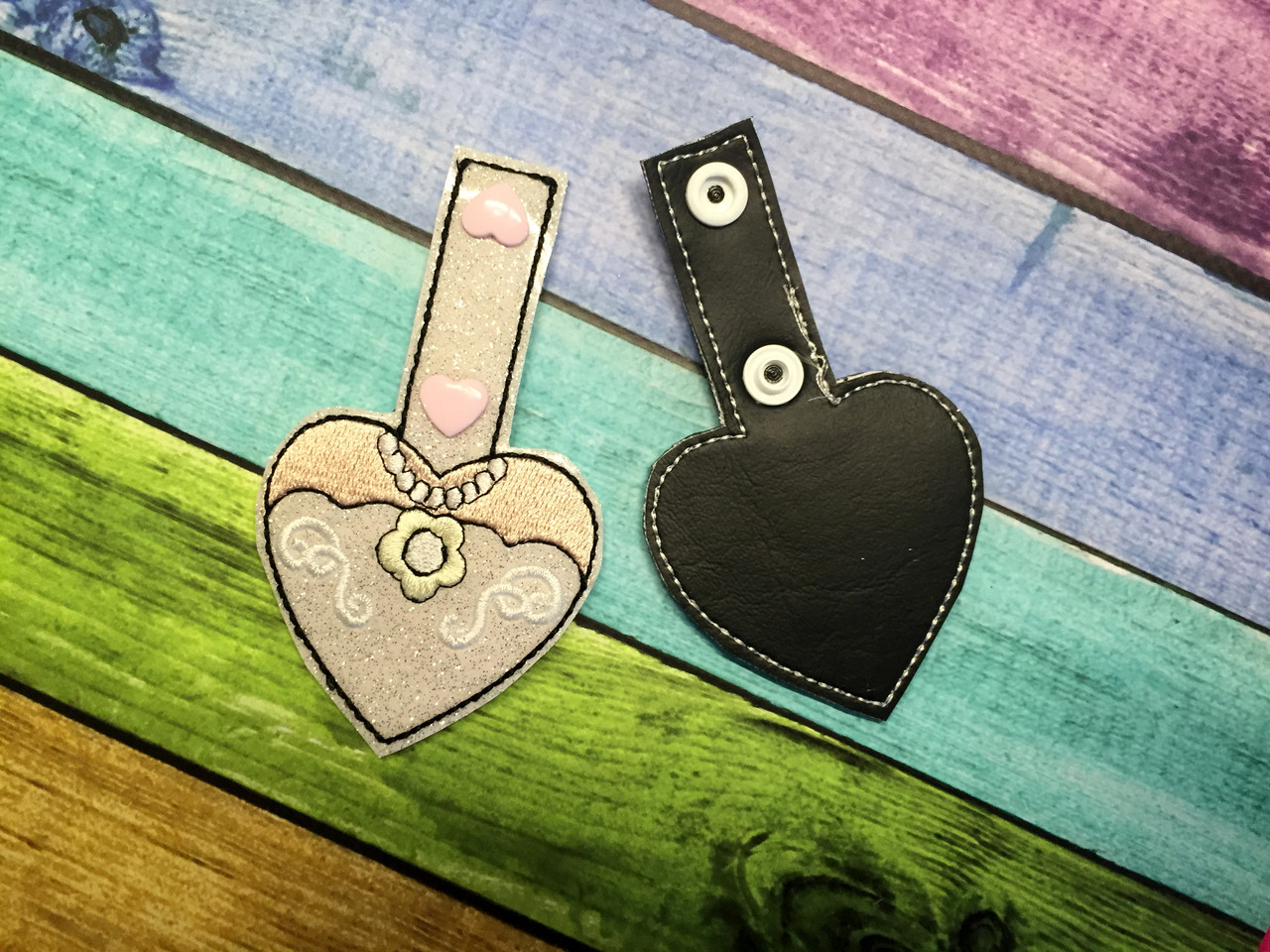 Bride and Groom Silhouette Coasters Embroidery Design