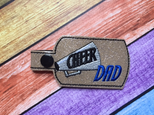 In the Hoop Cheer MOM MUM DAD Key Fob Design Set