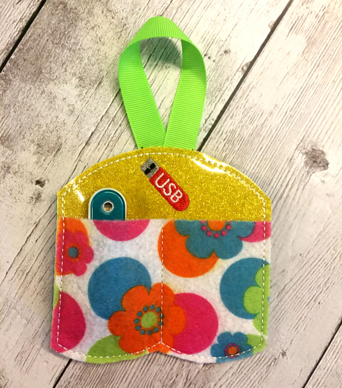 In The Hoop USB Holder Embroidery Machine Design - Newfound Applique