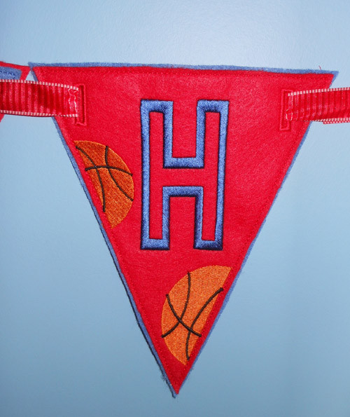 In The Hoop Triangle Banner Blank Embriodery Machine Design