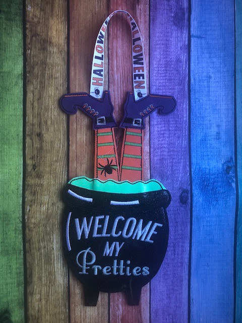In The Hoop "Welcome My Pretties" Witch Sign Embroidery Machine Design ...