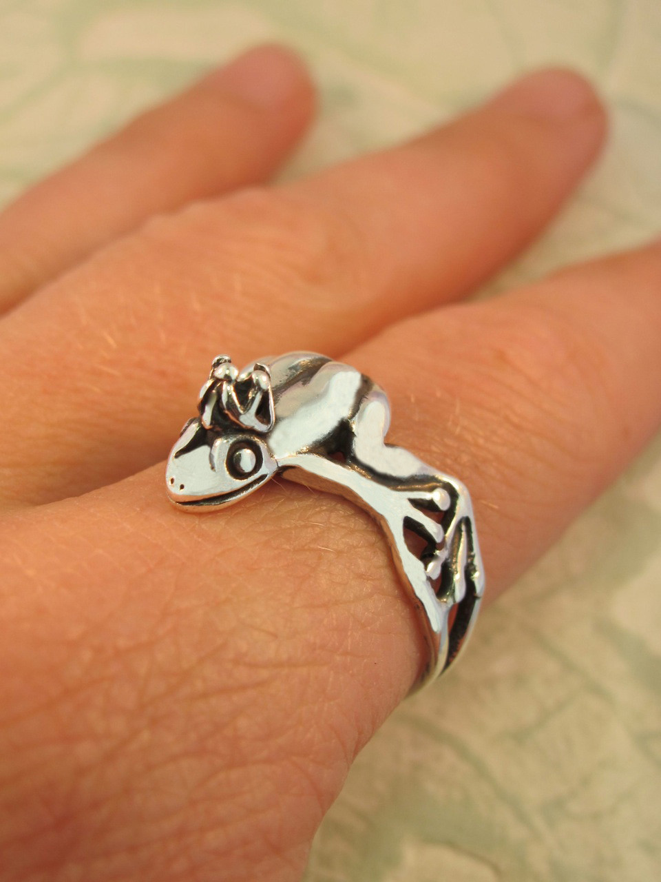 Enchanted Frog Prince Ring - Silver - Marty Magic Store