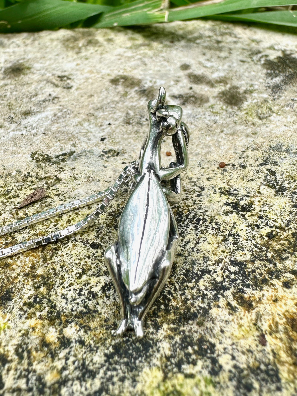 Praying Mantis Pendant - Silver - Marty Magic Store