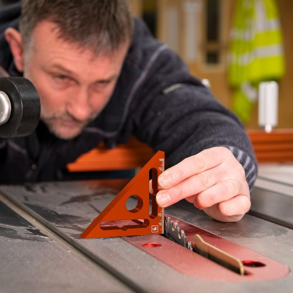 Multifunction Square/Triangle | UJK Technologies